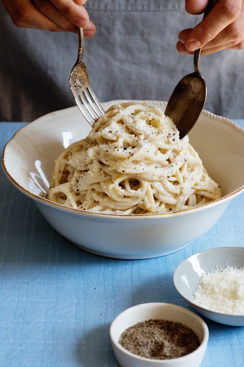 Leonardo Vignoli’s Cacio e Pepe Recipe — Salt & Wind Travel