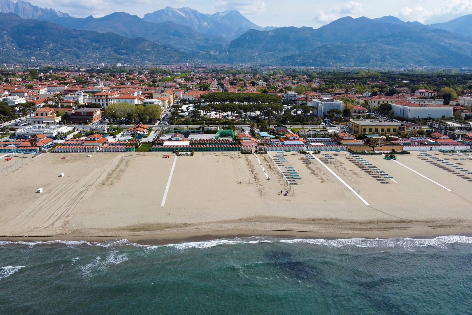 The Insider Guide To Forte Dei Marmi Italy — Salt & Wind Travel
