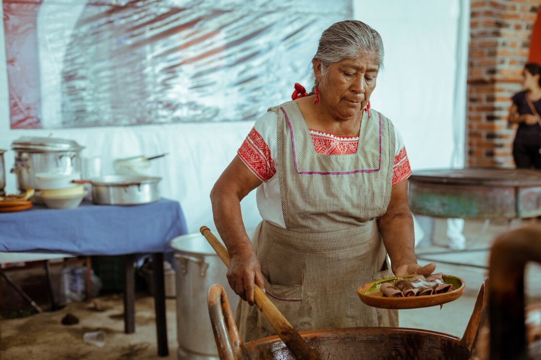 Know The 7 Types Of Mole From Oaxaca — Salt & Wind Travel