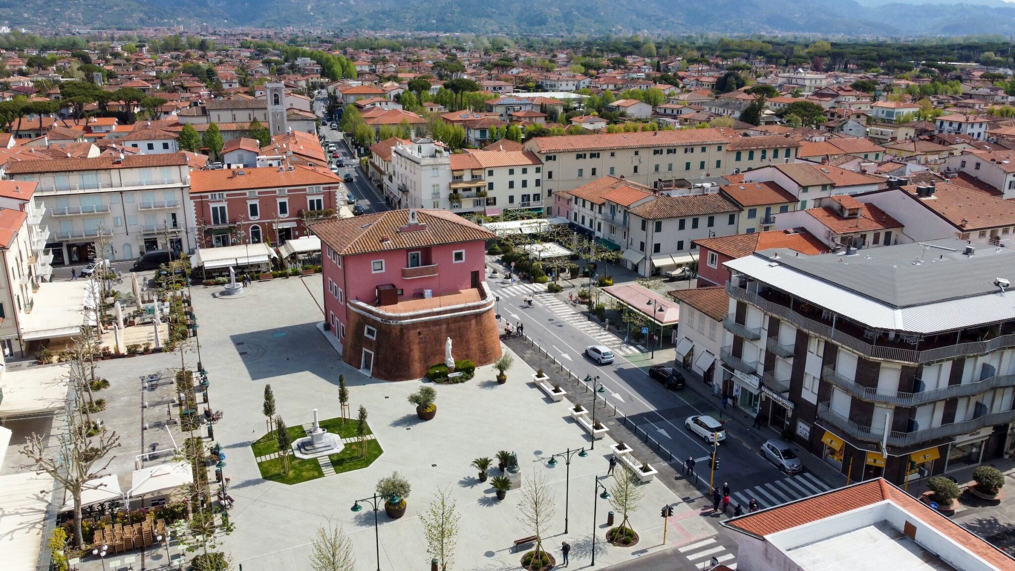 The Insider Guide To Forte Dei Marmi Italy — Salt & Wind Travel