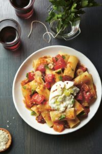 (Pasta Alla Checca) No Cook Heirloom Tomato Pasta — Salt & Wind Travel