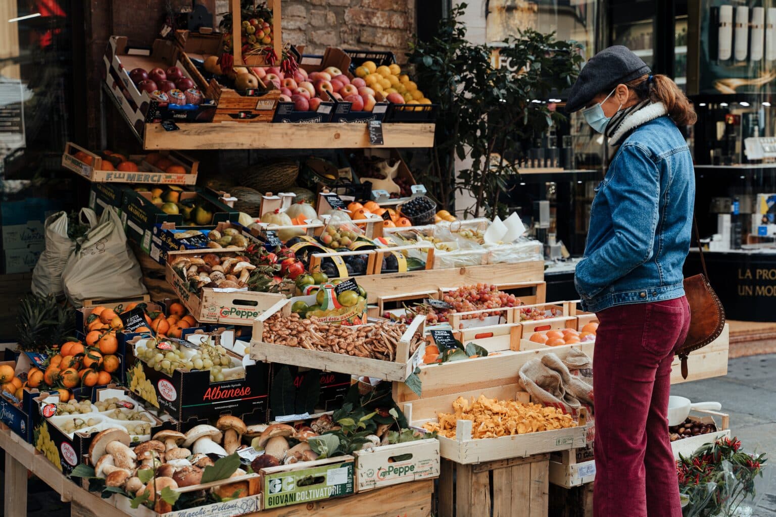 Mastering Shopping In Italy: 19 Must-Know Tips — Salt & Wind Travel