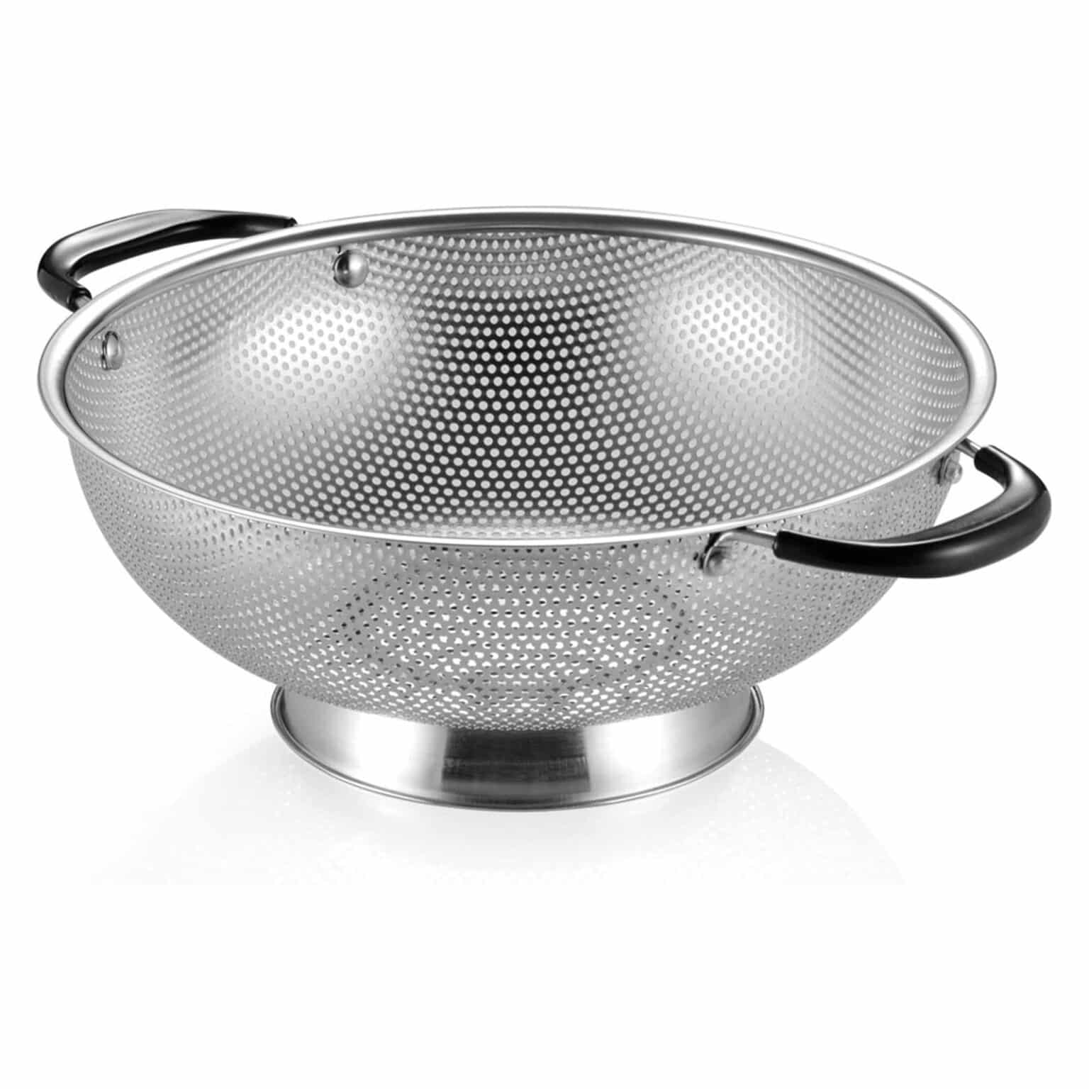 An Easy Shrimp Saimin Recipe — Salt & Wind Travel