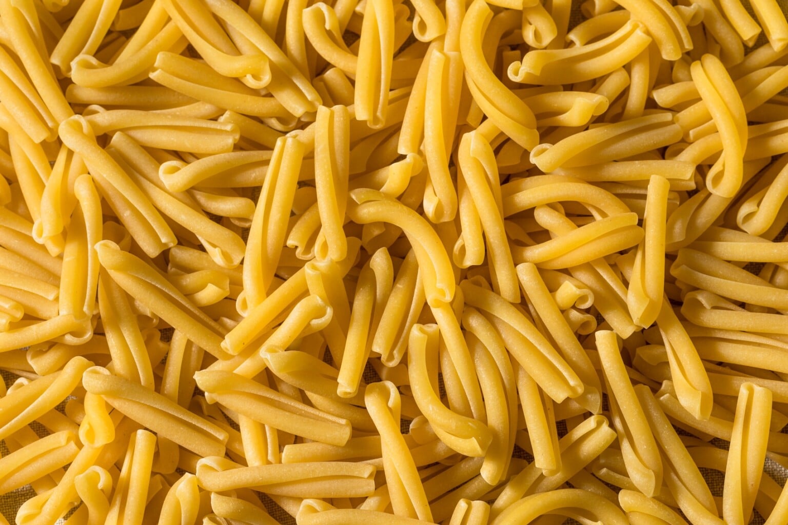 A Complete Guide to 29 Pasta Types in Italy — Salt & Wind Travel