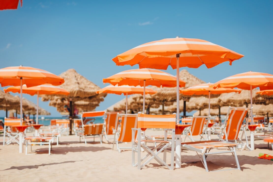 12 Tips for Visiting Italian Beach Clubs Like a Local — Salt & Wind Travel